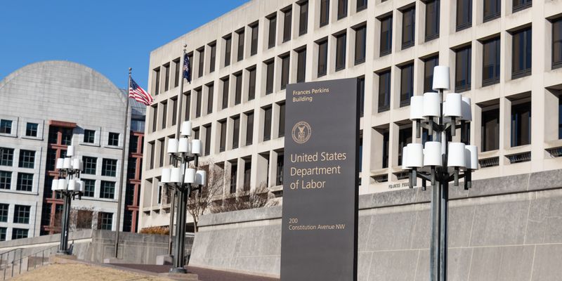 DOL Proposes New ERISA Safe Harbor for Alternative Investments in ...